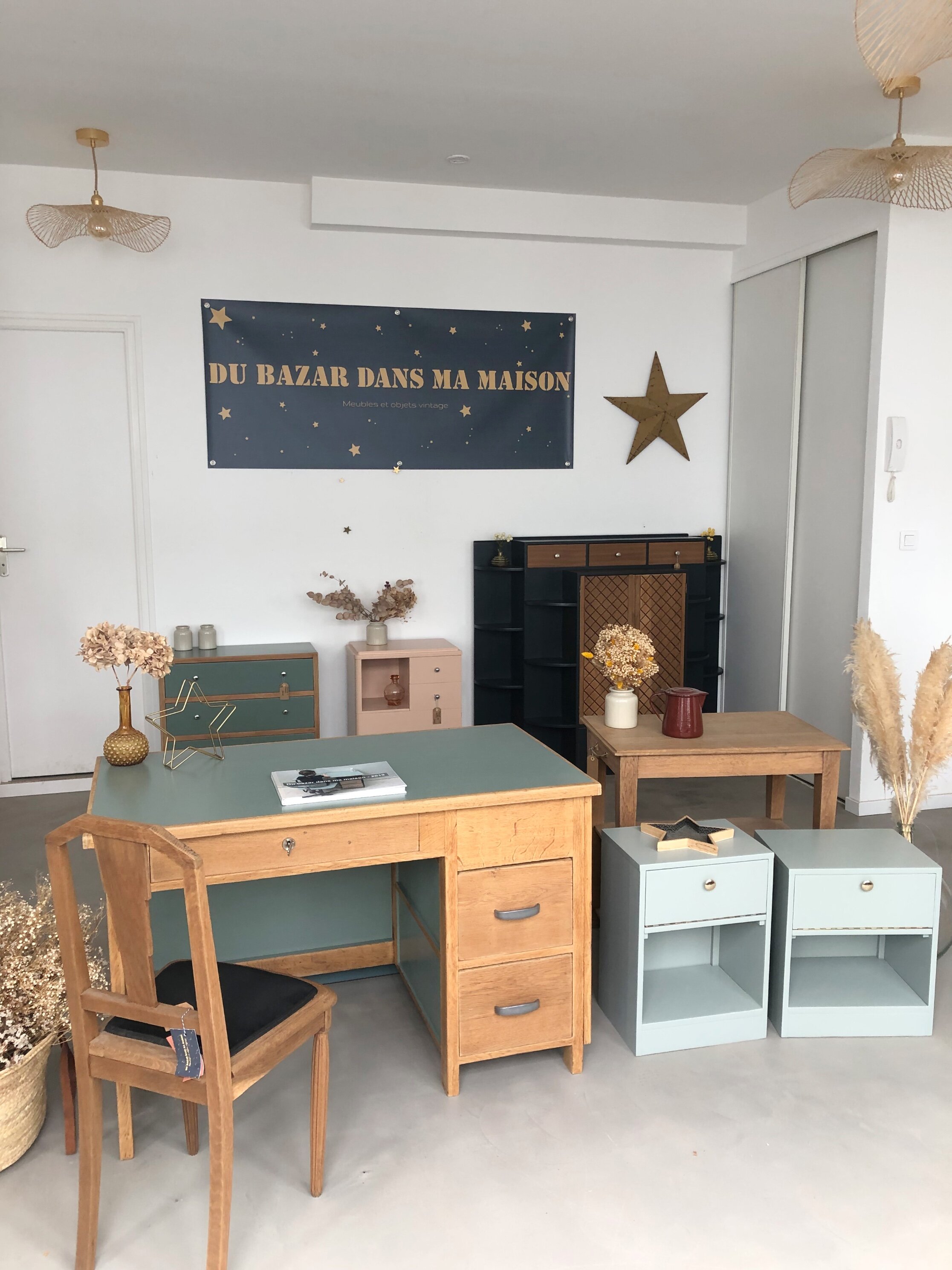 DU BAZAR DANS MA MAISON – Meubles et objets vintage revisités